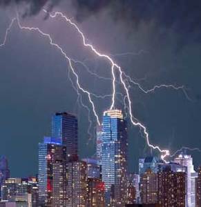 What Is A Lightning Bolt, How It Occurs & The Effects Of A Lightning Strike